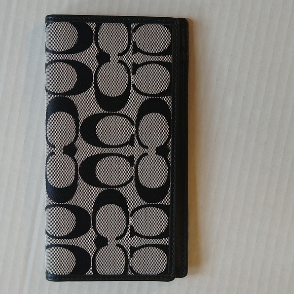 Coach | Accessories | Vguc Coach Signature C Checkbook Cover | Poshmark